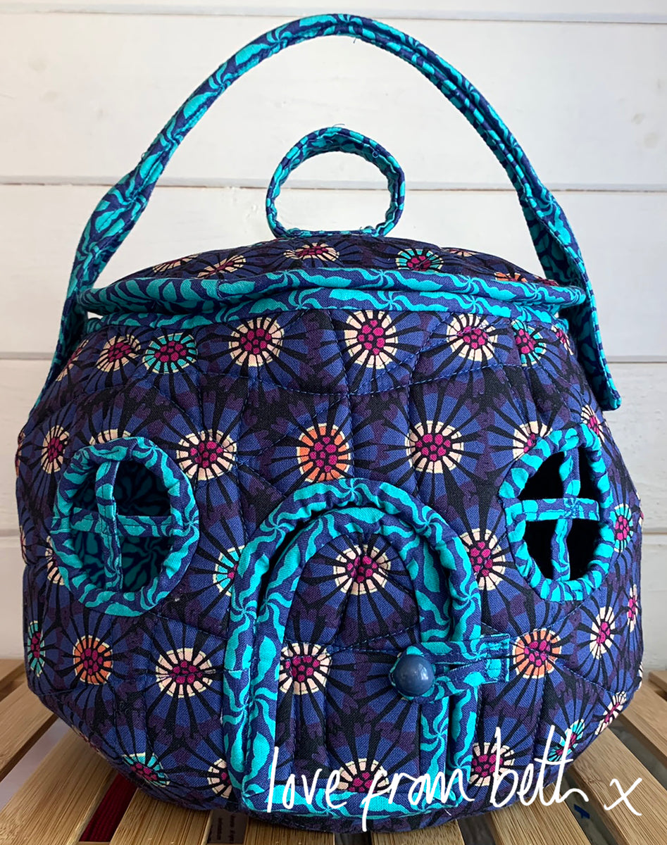 Dilly Dolly House sewing pattern – Love From Beth